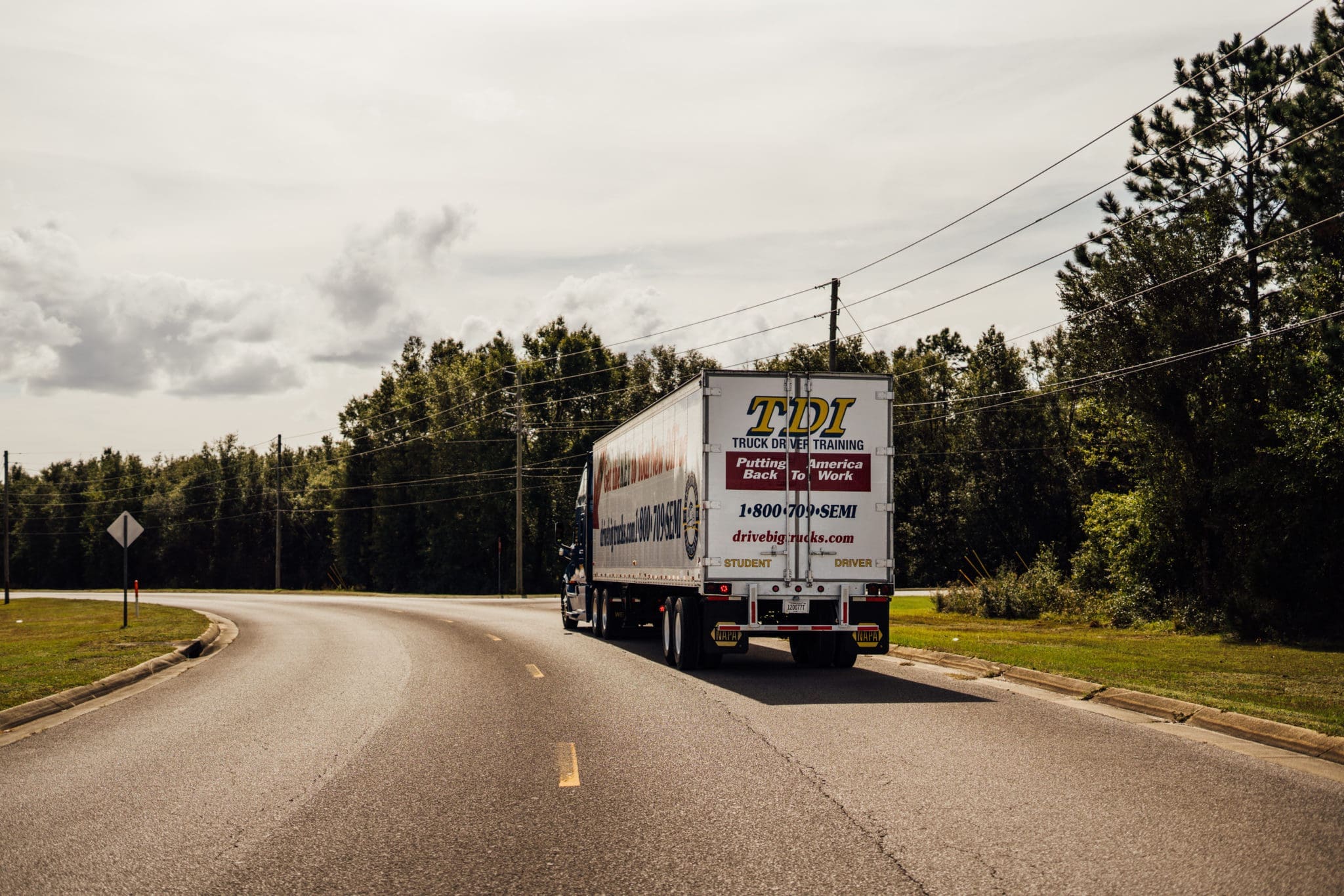 Are You Dizzy After Driving Long Distance? Read Truck Driver Tips - TDI